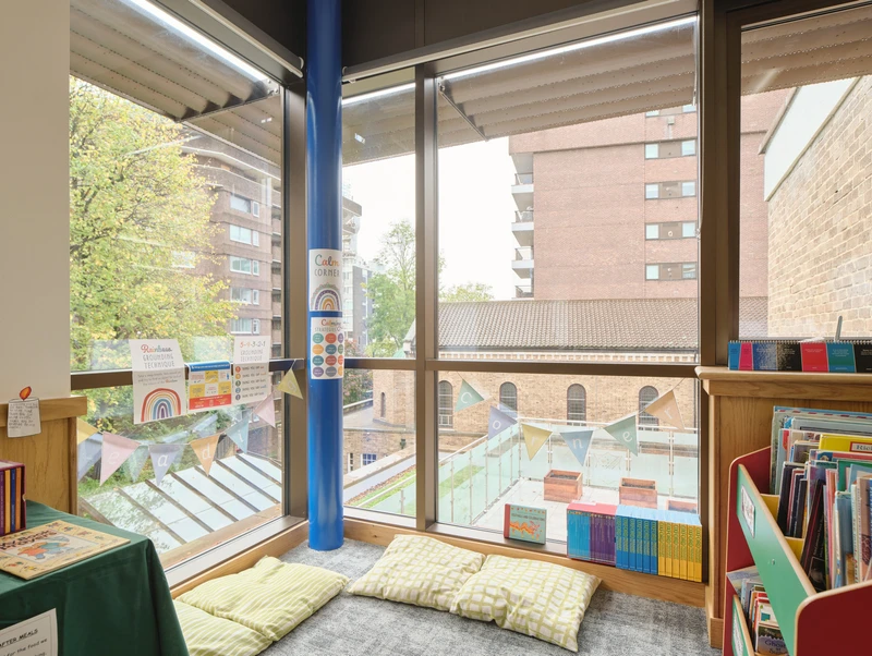 Inner-city schools solving the problems of inner-city architecture ...