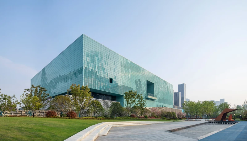 Layer up: multi-purpose buildings with multi-layered facade solutions ...