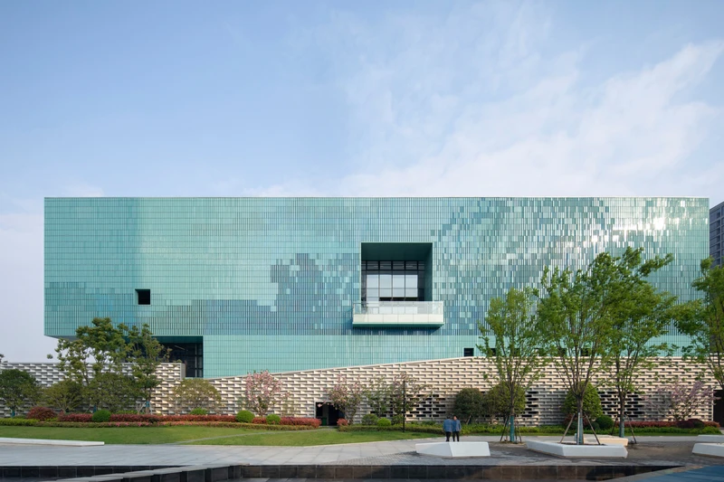 Layer up: multi-purpose buildings with multi-layered facade solutions ...