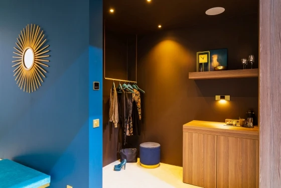 The ultimate in flexible lighting design: Plug & Light featured by JUNG ...